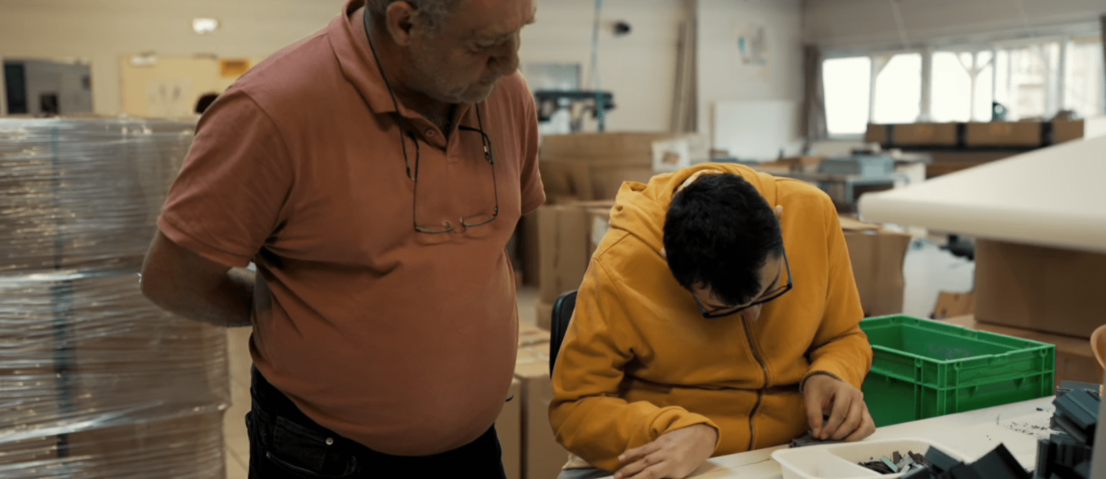 [Au cœur de l'Adapei - 19 avec] Sébastien, Moniteur d’atelier Offre Travail - Site de l'Adapei ...